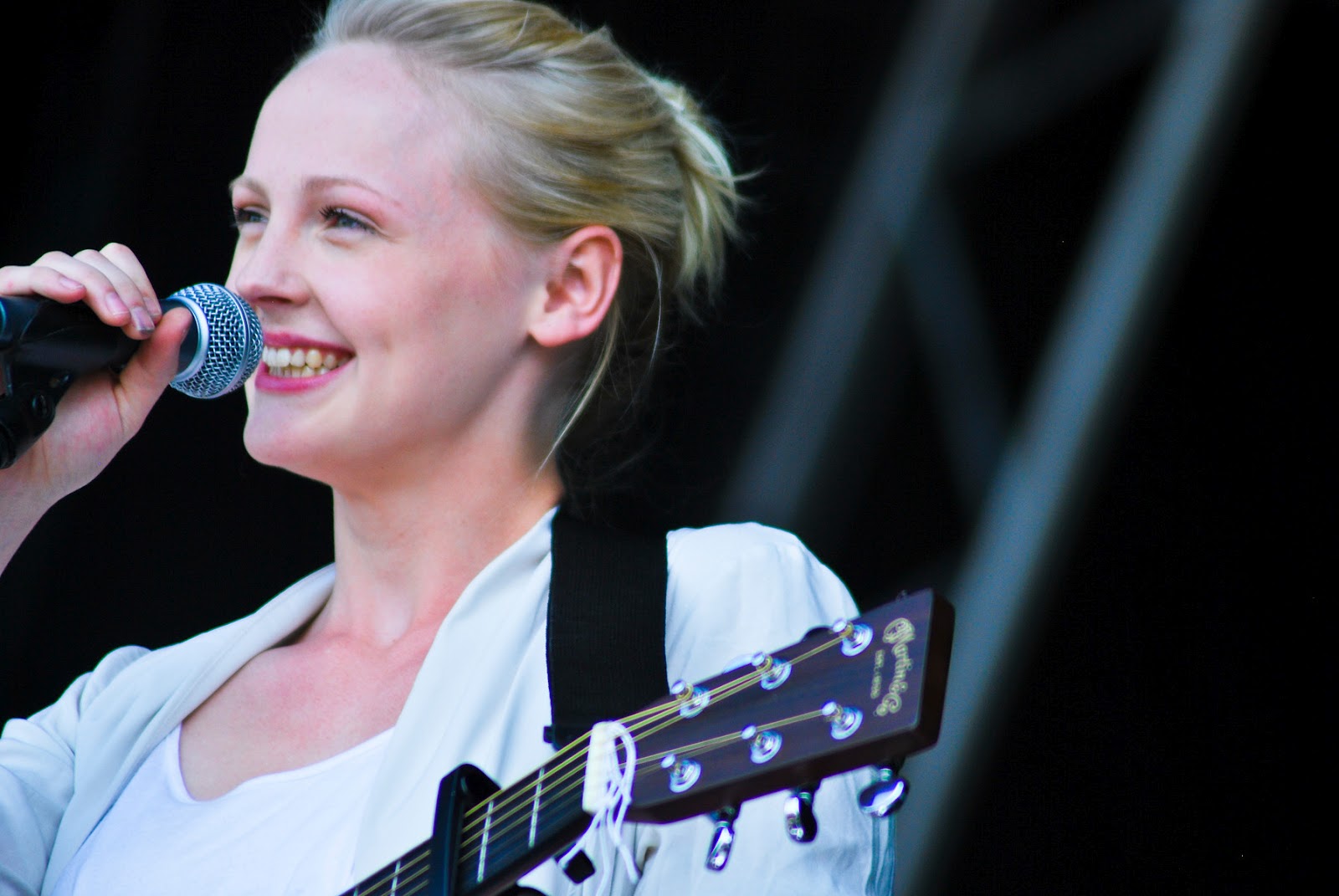 EXQUISITECES: ONCE I WAS AN EAGLE: IMPARABLE LAURA MARLING