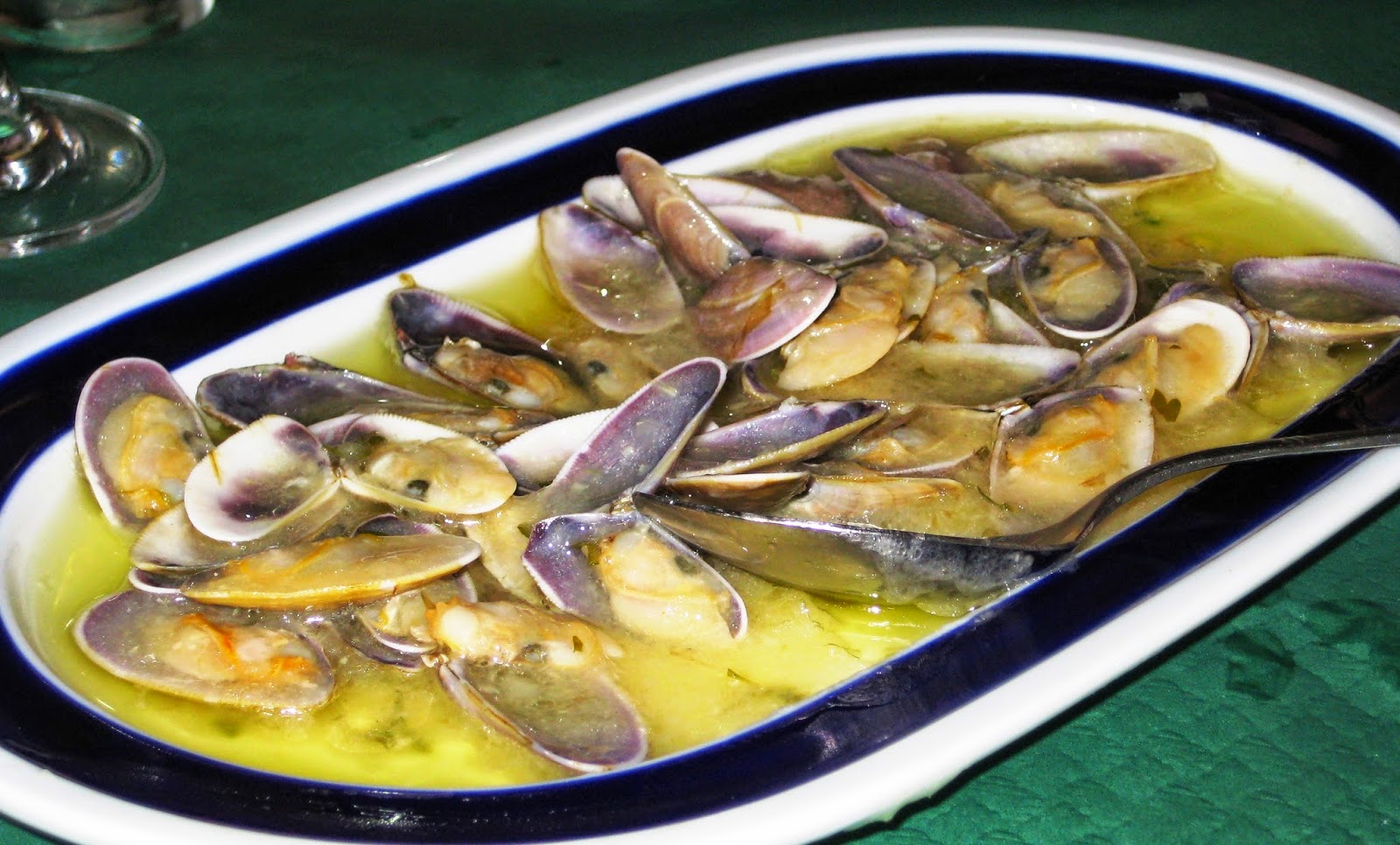 El rincón de Mundín: MARISCOS: LA COQUINA O TELLINA