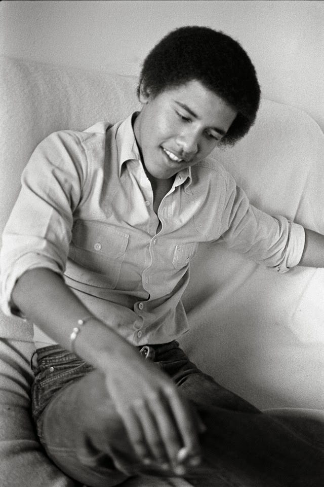 20 Fun and Intimate Black and White Photographs of Barack Obama as the ...