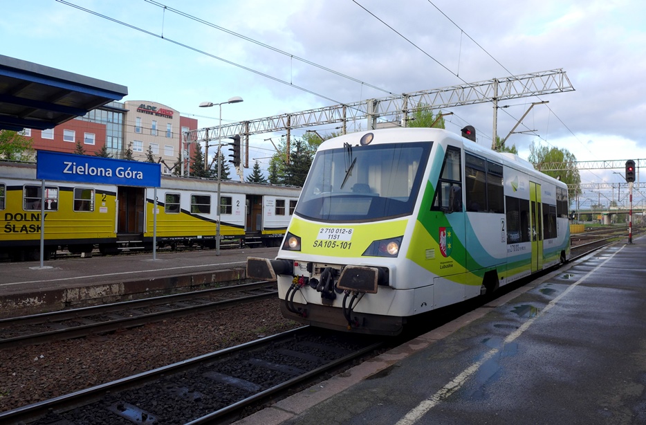 Fabryką Pojazdów Szynowych z Poznania zmodernizuje pojazdy szynowe SA 105