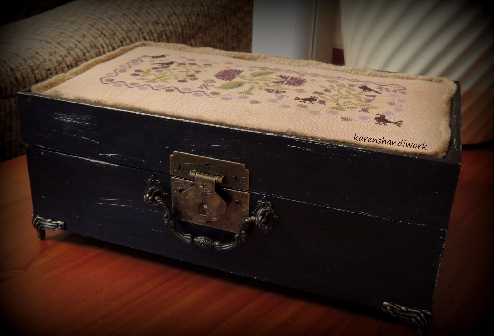 Karen's Handiwork: My new sewing box....