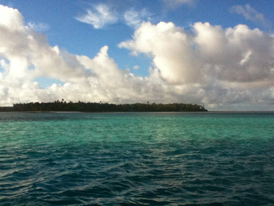 Snapshots of Mike and Lisa: Lae & Ujae Island #4 - Ujae Island Trip