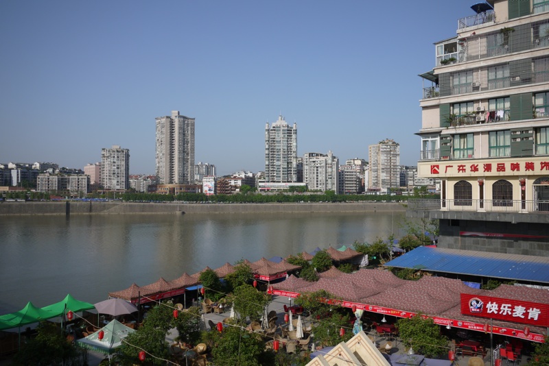 China Scenes: Neijiang, Sichuan - Isidor's Fugue