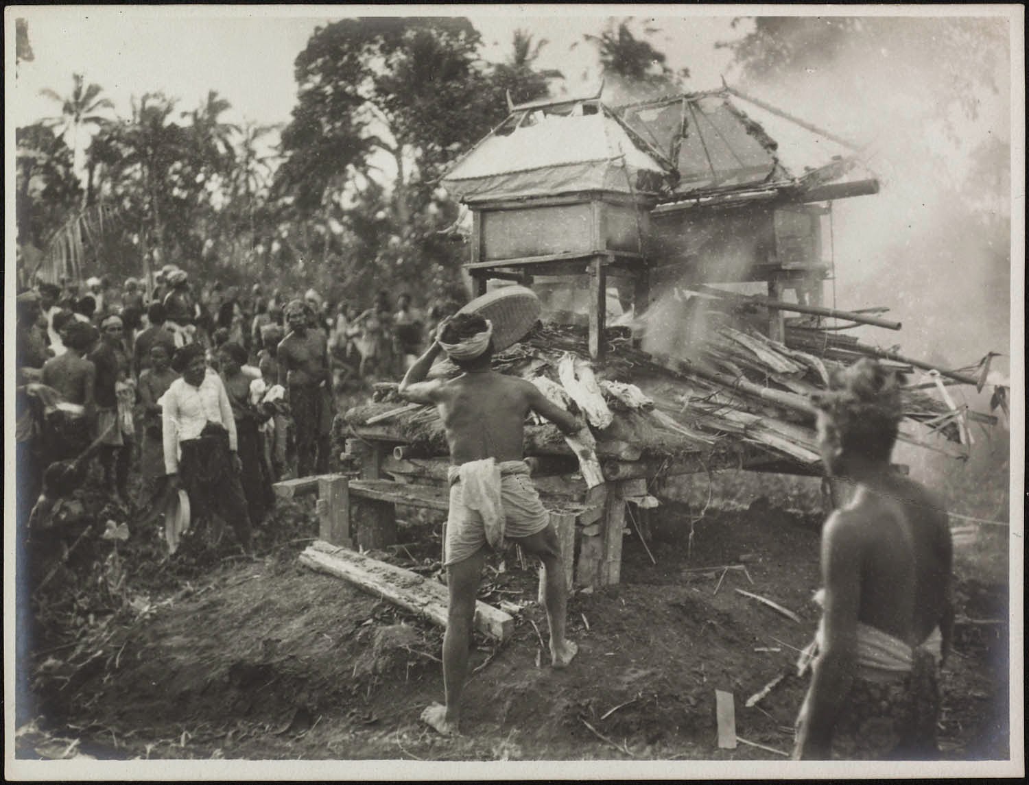 Foto Bali Tempo Dulu dan Sekarang - GusTack Bali