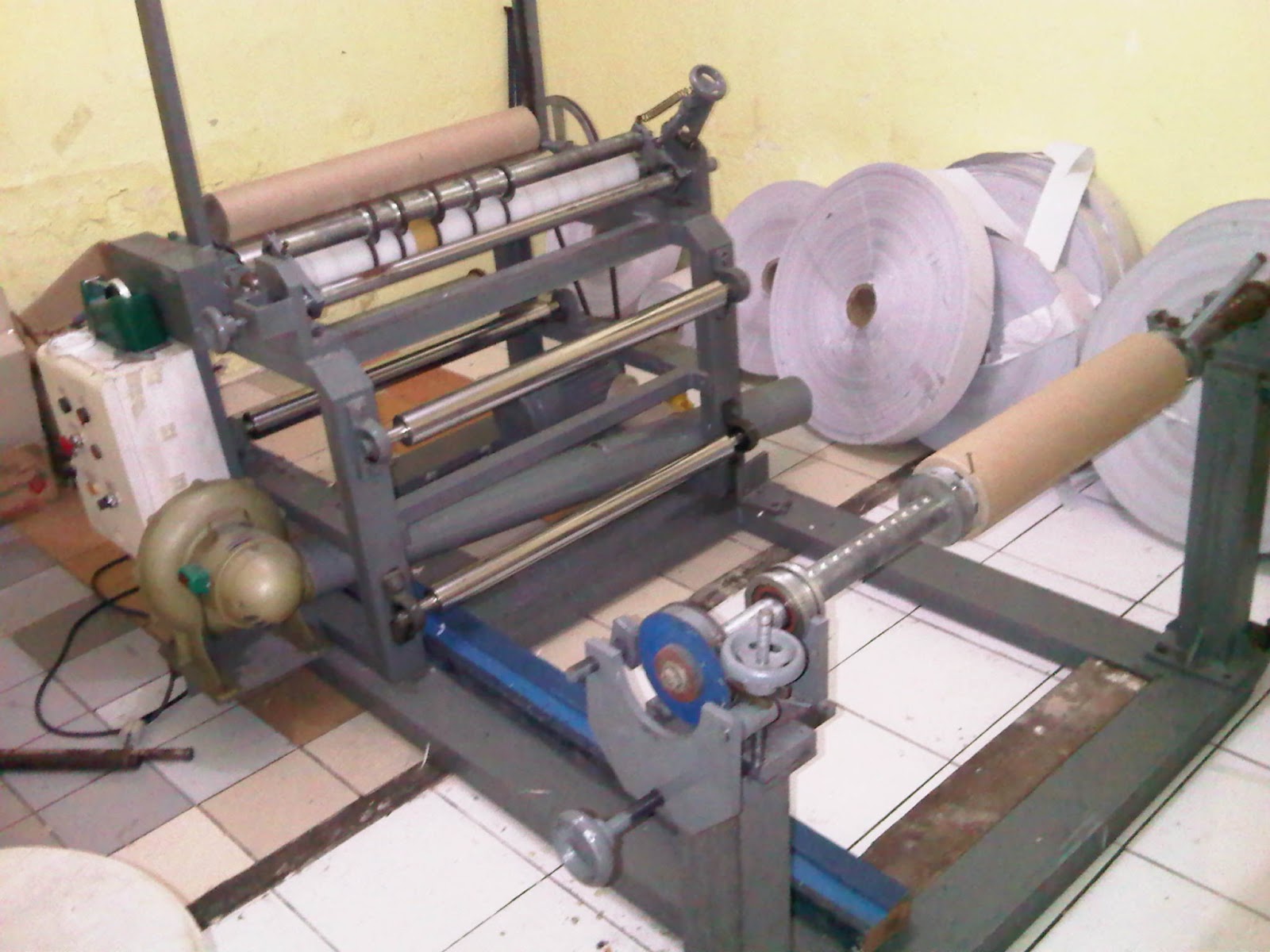 Kertas Kasir: JUAL MESIN POTONG KERTAS