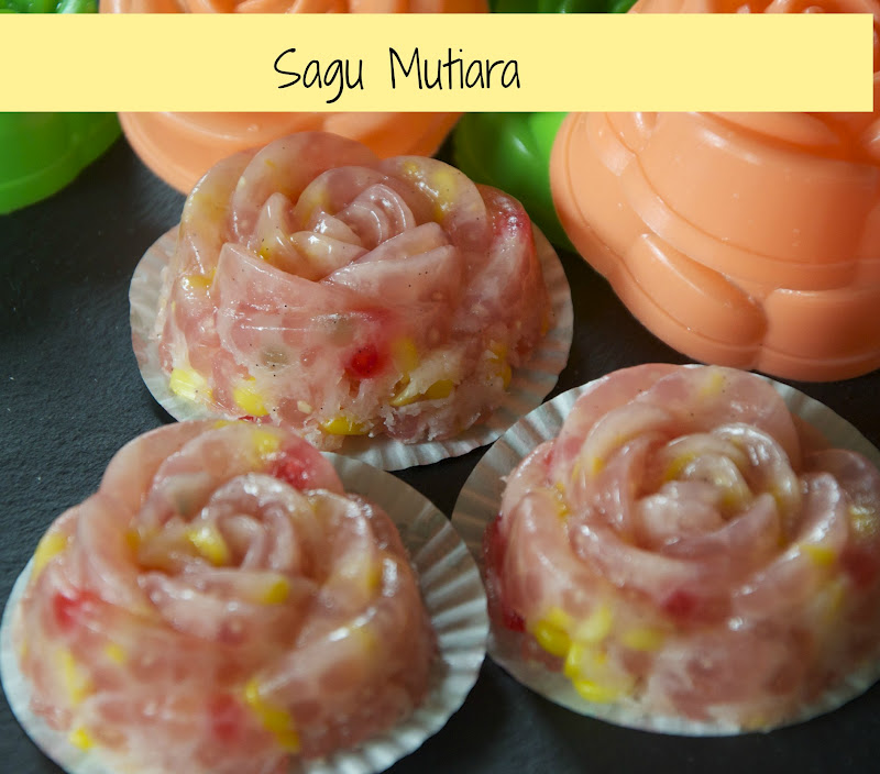 Indonesian Medan Food: Sagu Mutiara (Steamed Sago Cake)