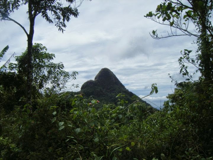 Upland Peasant: Mt. Manabo, Biak-na-Bundok and Mt. Malipunyo 10/30/2010