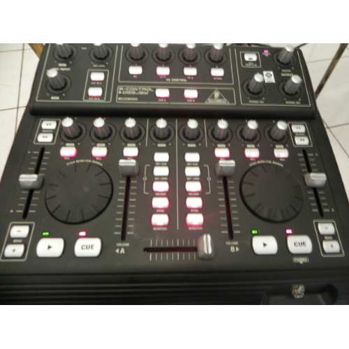 Dj LoLy: VENDO CONTROLADORA BEHRINGER BCD 3000 ACOMPANHA TRAKTOR LE ...