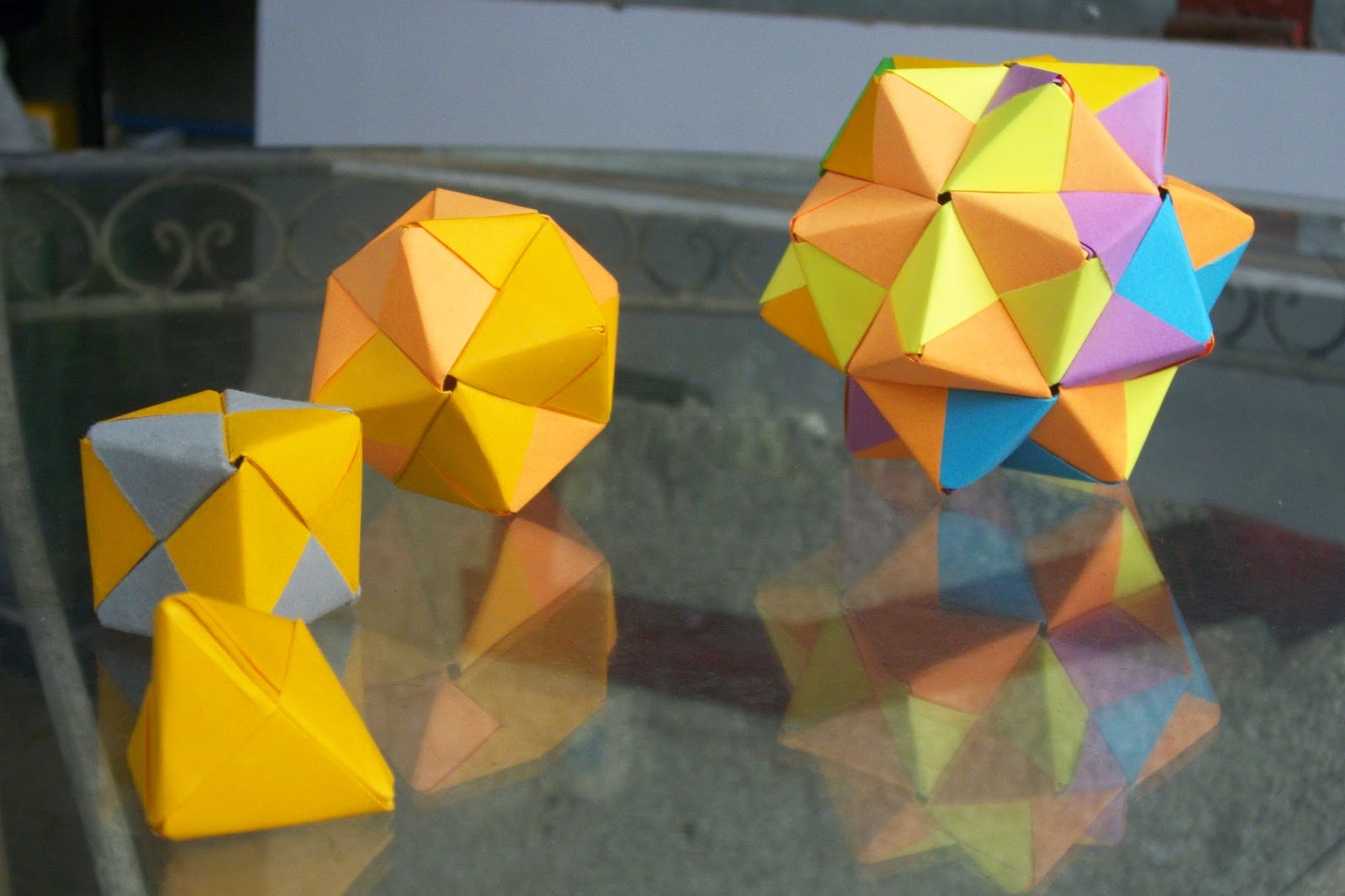 Yey! Origami: Sonobe Unit Polyhedra
