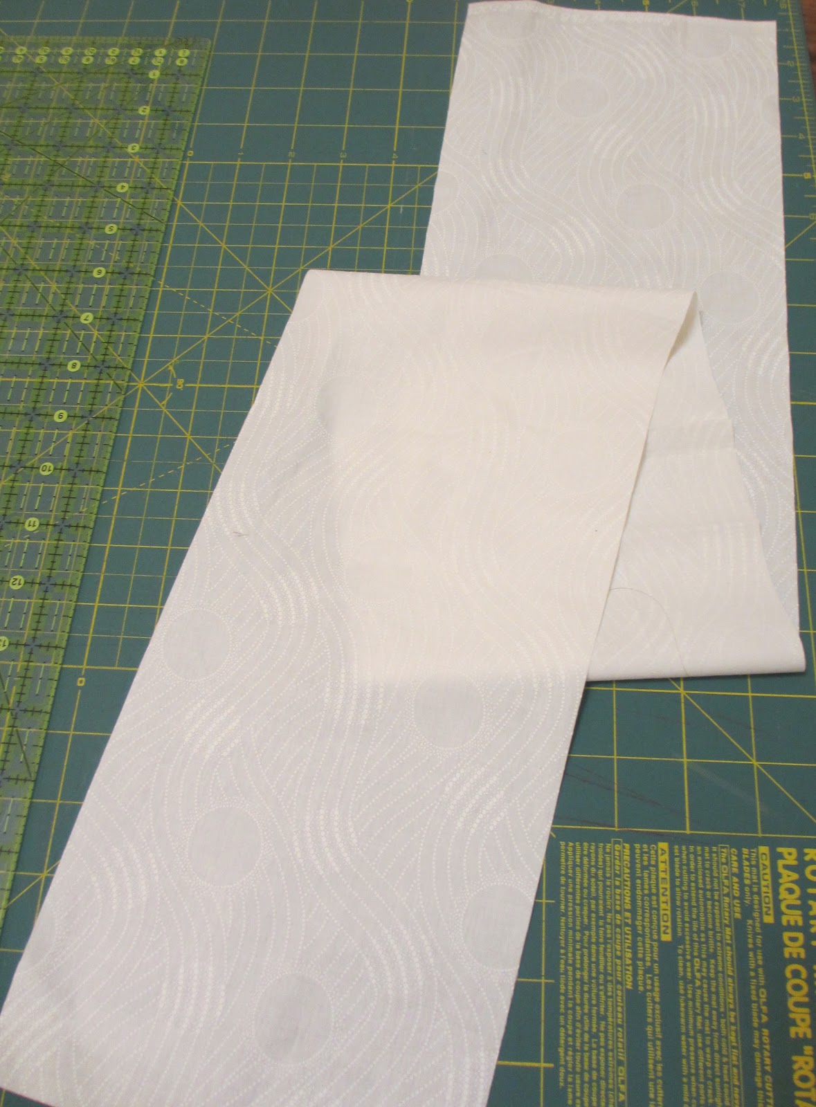 Radiant Honey Quilts: Peppermint Strip Block Tutorial