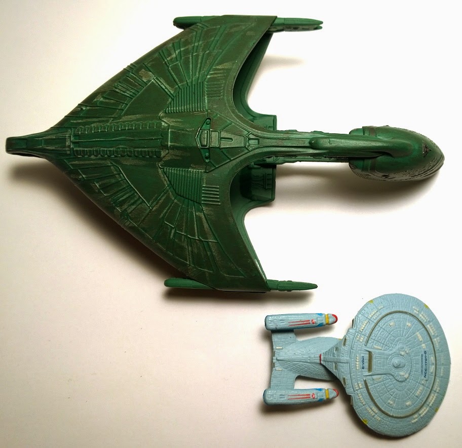 Eric's Yard: Eaglemoss Star Trek Romulan Warbird D'Deridex Class