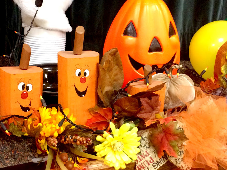 DIY Party Mom: Fall Festival Party Decorations and Craft Activities