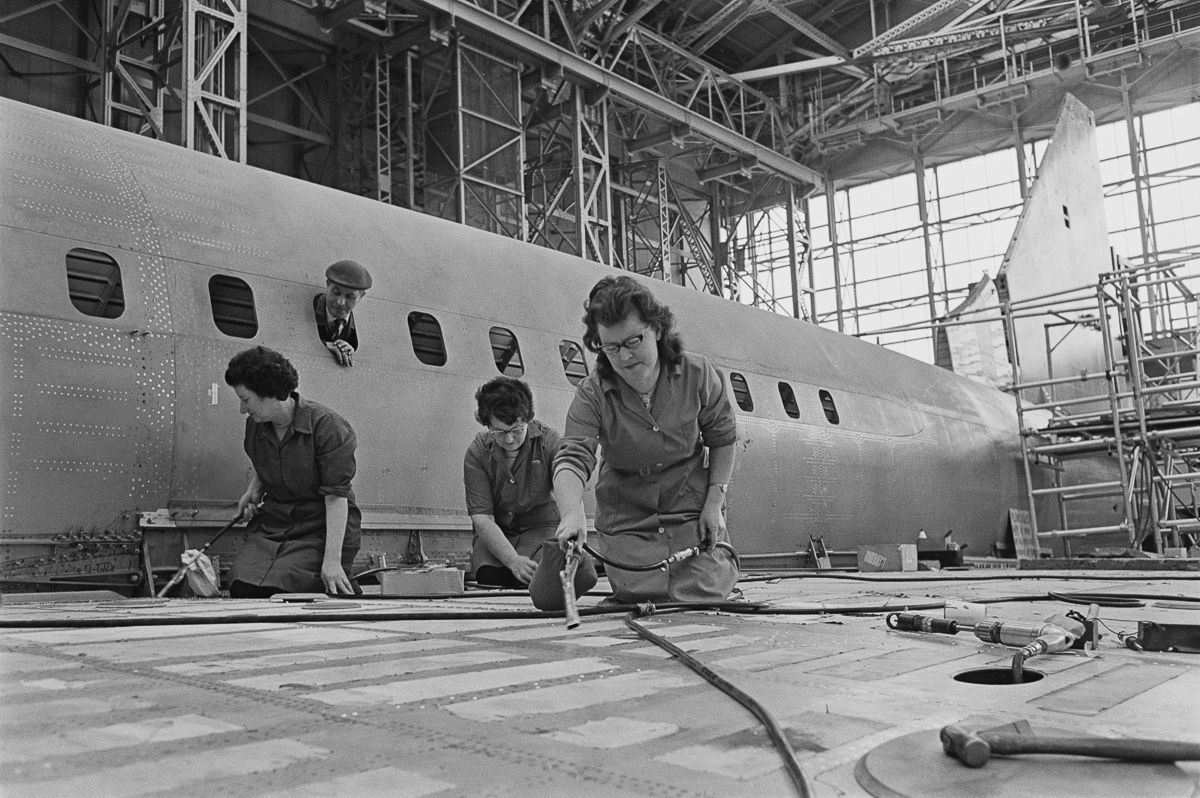 Manufacturing Concorde, the World's First Supersonic Passenger Jet ...