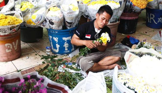 CARA DAN TEKNIK MERANGKAI BUNGA UNTUK PEMULA - Serba Serbi Dunia