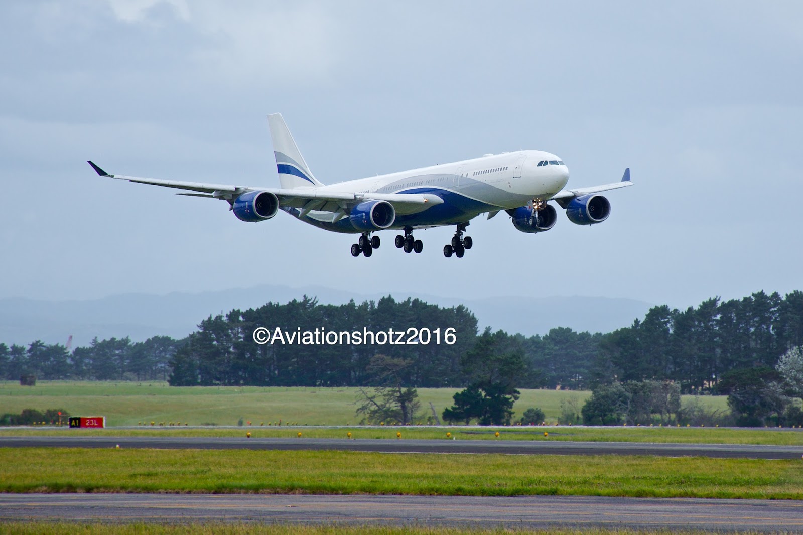 Aviationshotz: Hi Fly A340-500, CS-TFX