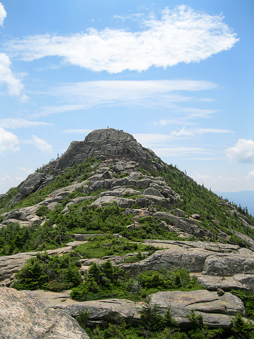 Hiking in the White Mountains: Exploring Mount Chocorua