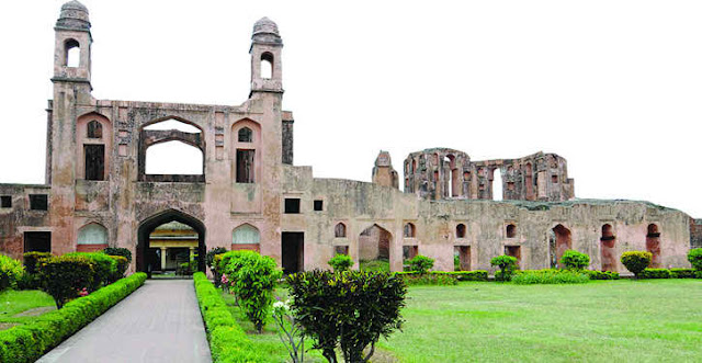 Lalbagh Kella | Travel in Bangladesh