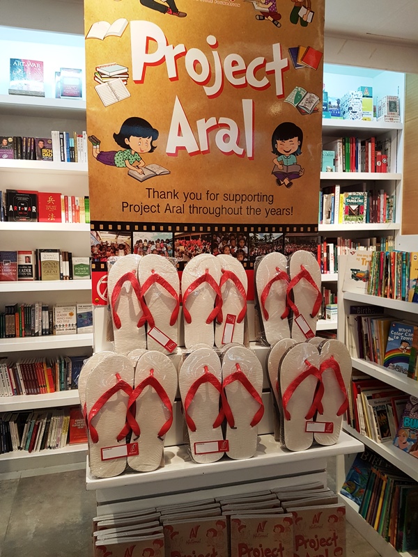 Xtn's blog: National Bookstore Project Aral