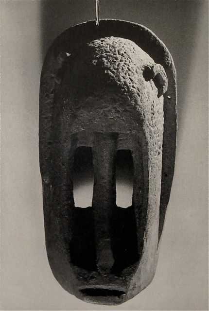 MONDOBLOGO: man ray's masks