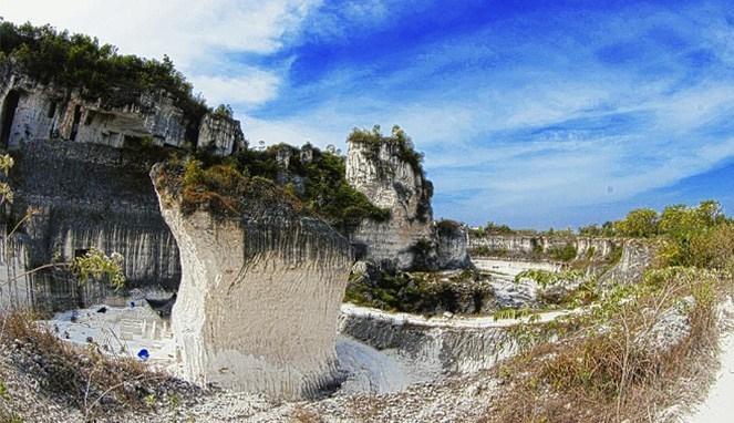 10 Tebing Spektakuler di Indonesia Yang Serasa di Luar Negeri