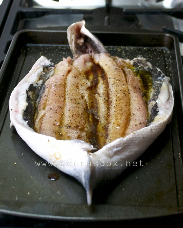 Adora's Box: INIHAW NA BANGUS (GRILLED MILKFISH)