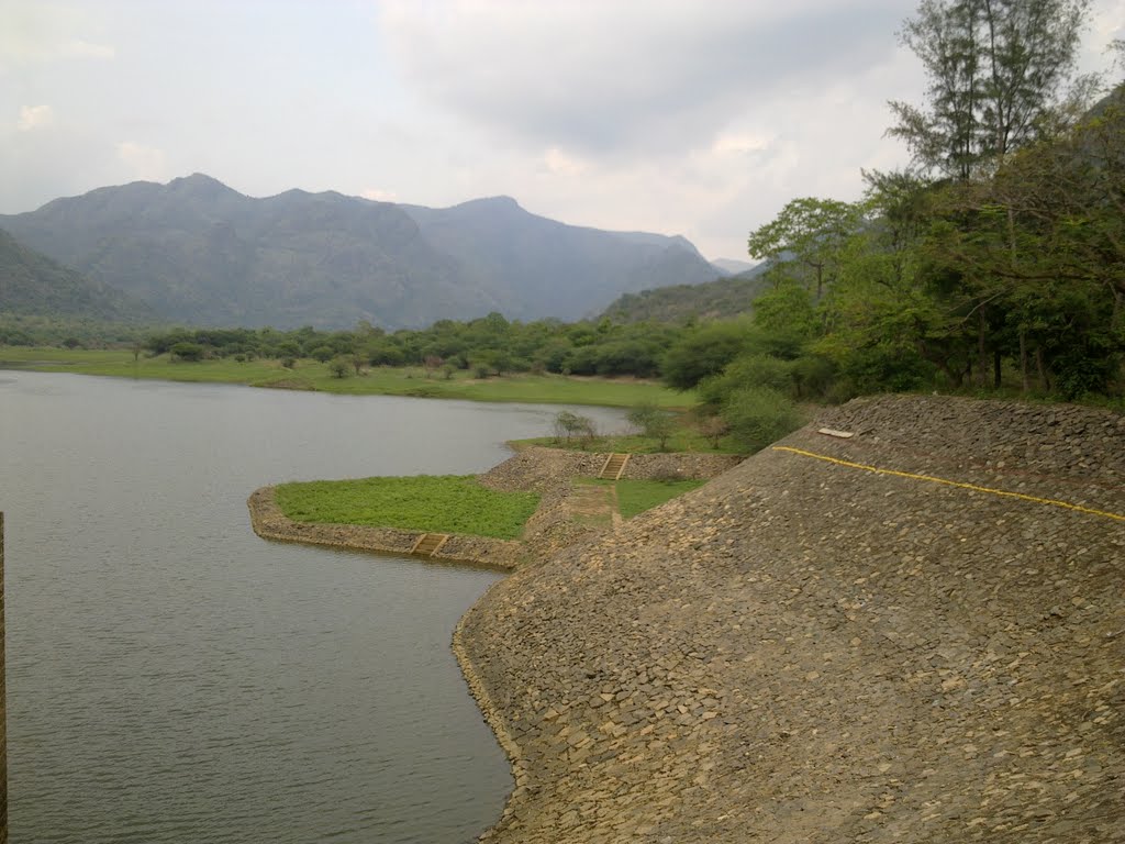 Tamilnadu Tourism: Pilavakkal Dam, Vathirairuppu (Watrap), Virudhunagar