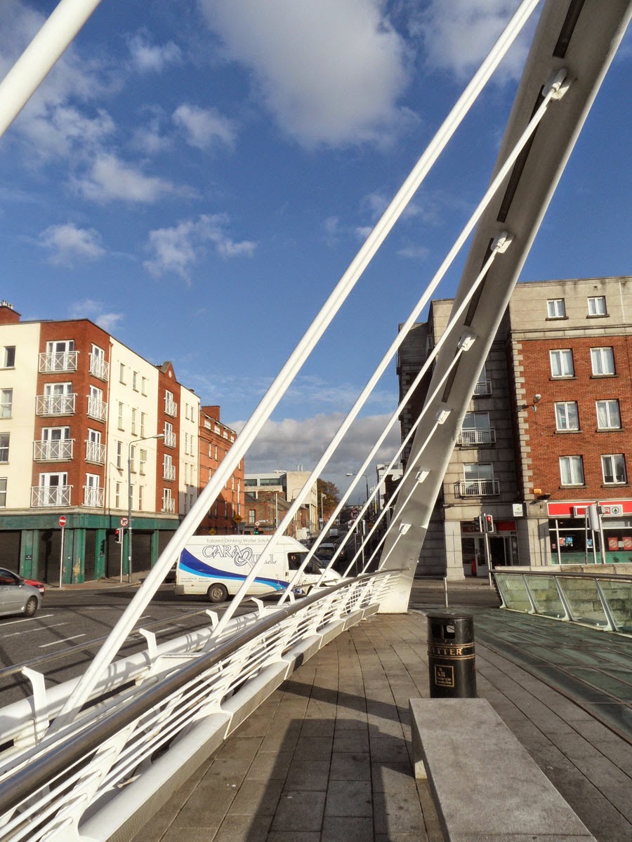 The Happy Pontist: Irish Bridges: 3. James Joyce Bridge, Dublin