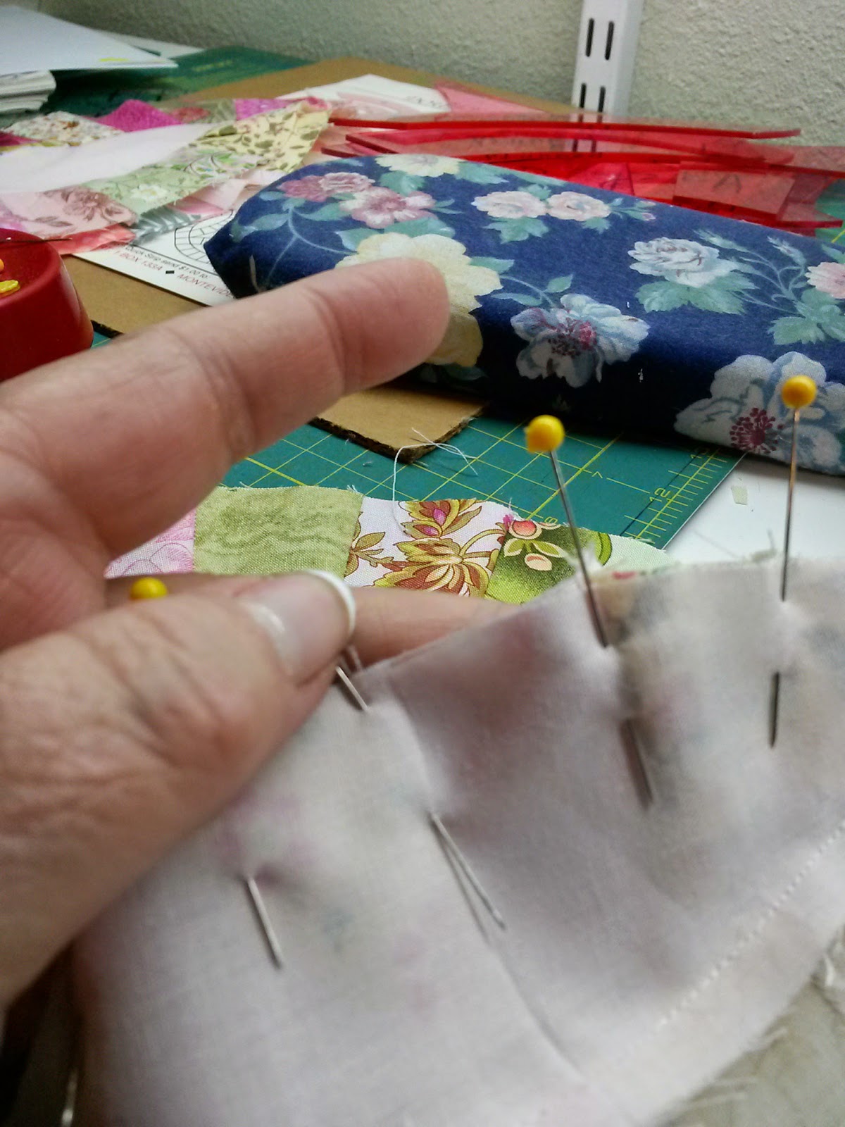 Quilting Gone Amuck: Double Wedding Ring Quilt Instructions - for the ...