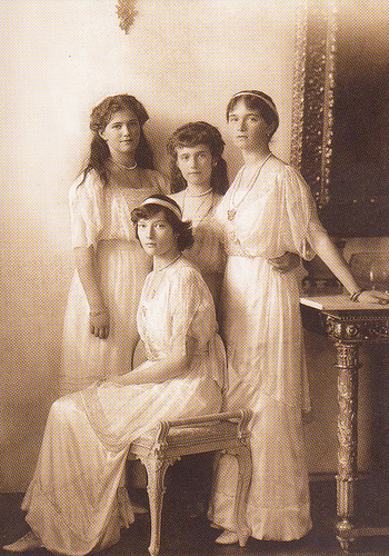 Charlotte's Attic: Book Review Time for Dreaming Anastasia!!