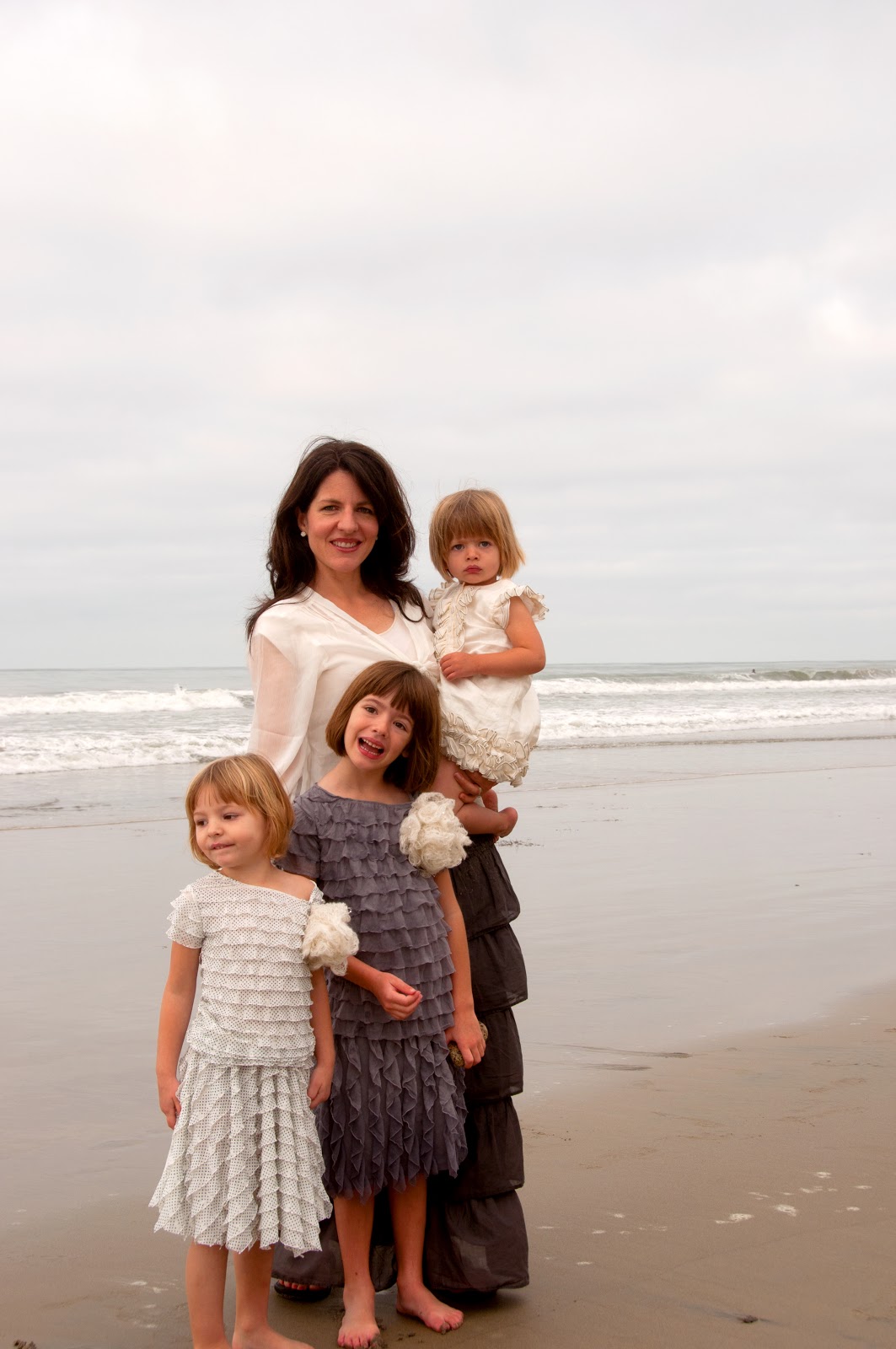 Aesthetic Nest: Sewing: Coastal Curtsy Dresses for the Beach