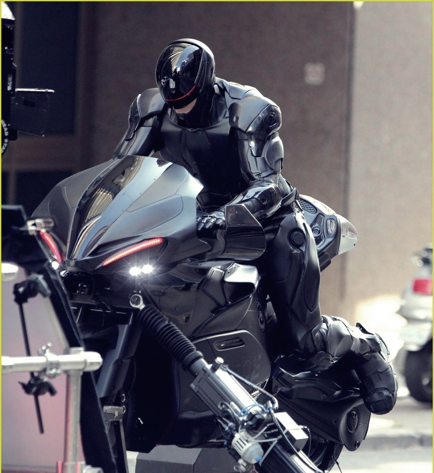WALLPAPER NEW ROBOCOP 2013 | Enthik Rulez[ E.R]