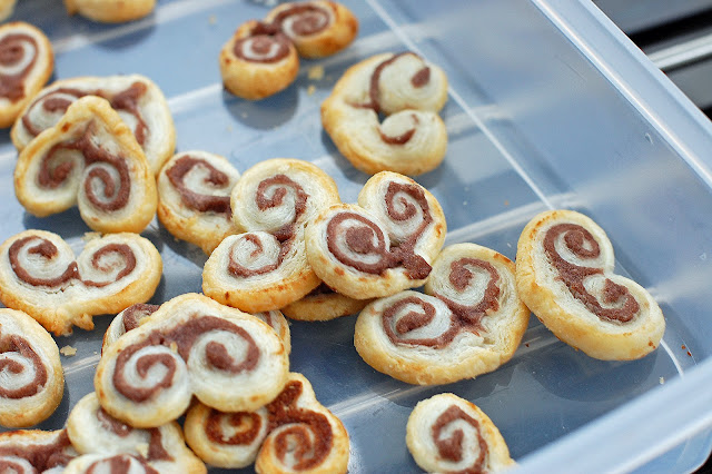 In Michelle's Kitchen: Red Bean Puff Pastries