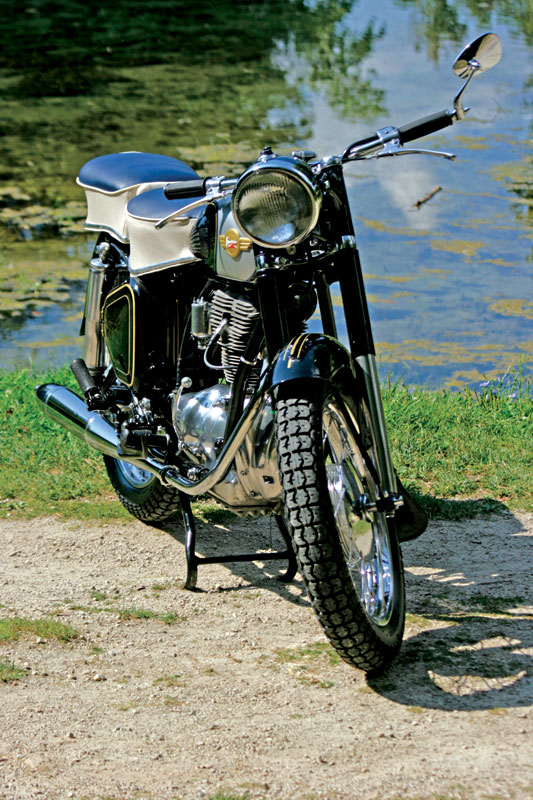 STRANGER BLOG: SIMSON AWO 425 S COMPLETELY RESTORED