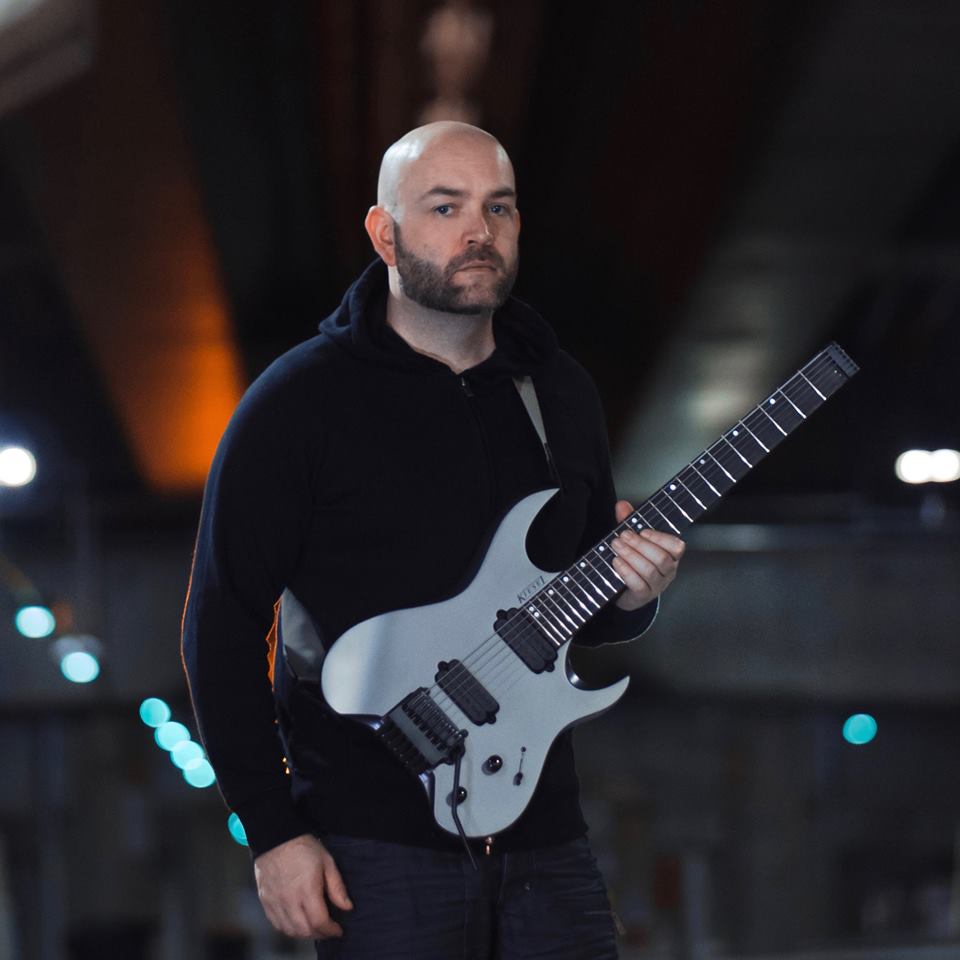 Paul Wardingham: gets Kiesel Guitars Carvin Guitars endorsement