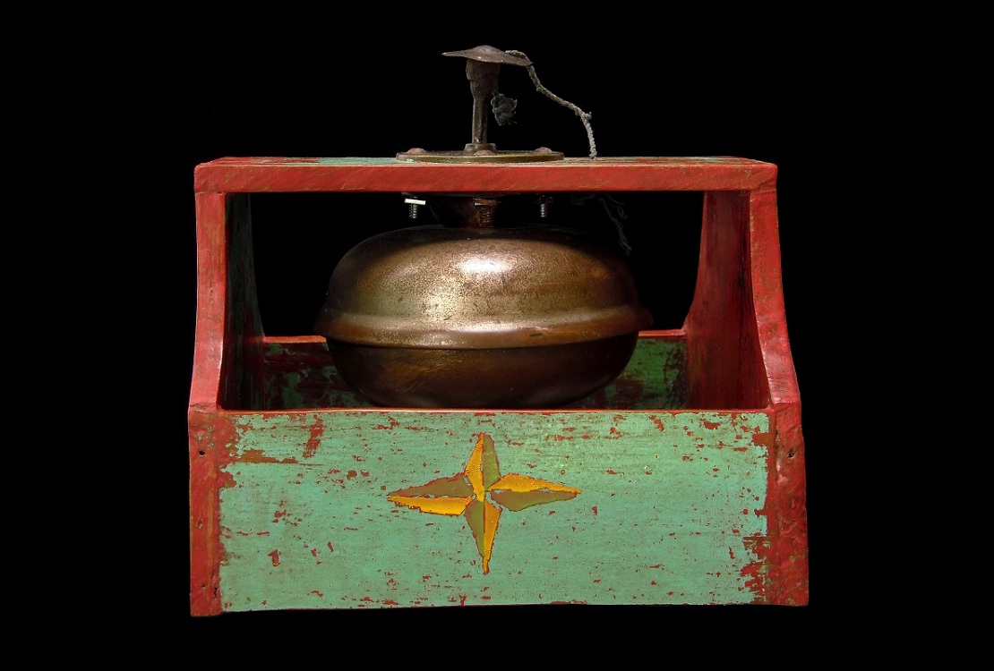 PATINA FOLK & ETHNOGRAPHIC ART: JAVANESE CARRIAGE BERMUDA BELL
