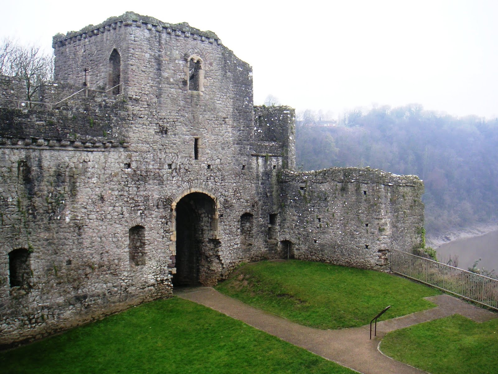 Will's Wargames Blog: Chepstow castle