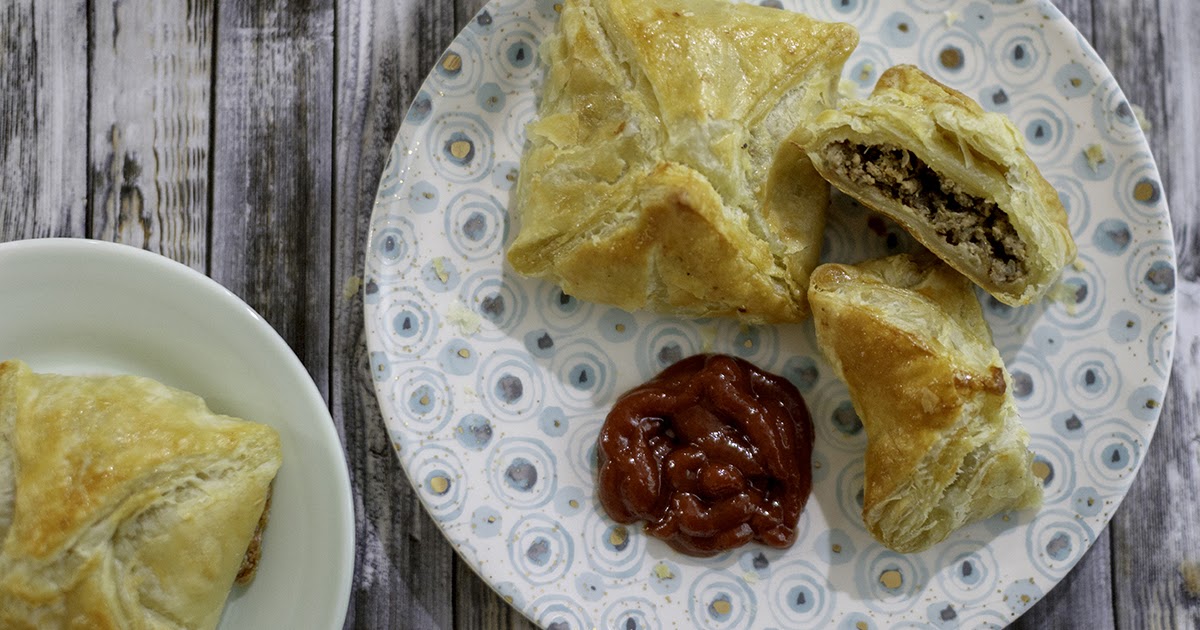 Season with Saltbush: Kutjera, Beef and Onion Pastries