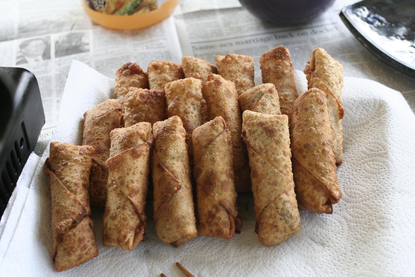 FOODjimoto: Yakisoba Egg Rolls