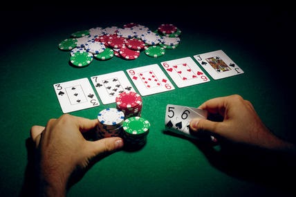 ΠΑΙΧΝΙΔΙΑ ΜΕ ΤΡΑΠΟΥΛΑ και άλλα...: Texas Holdem Poker (Πόκερ)