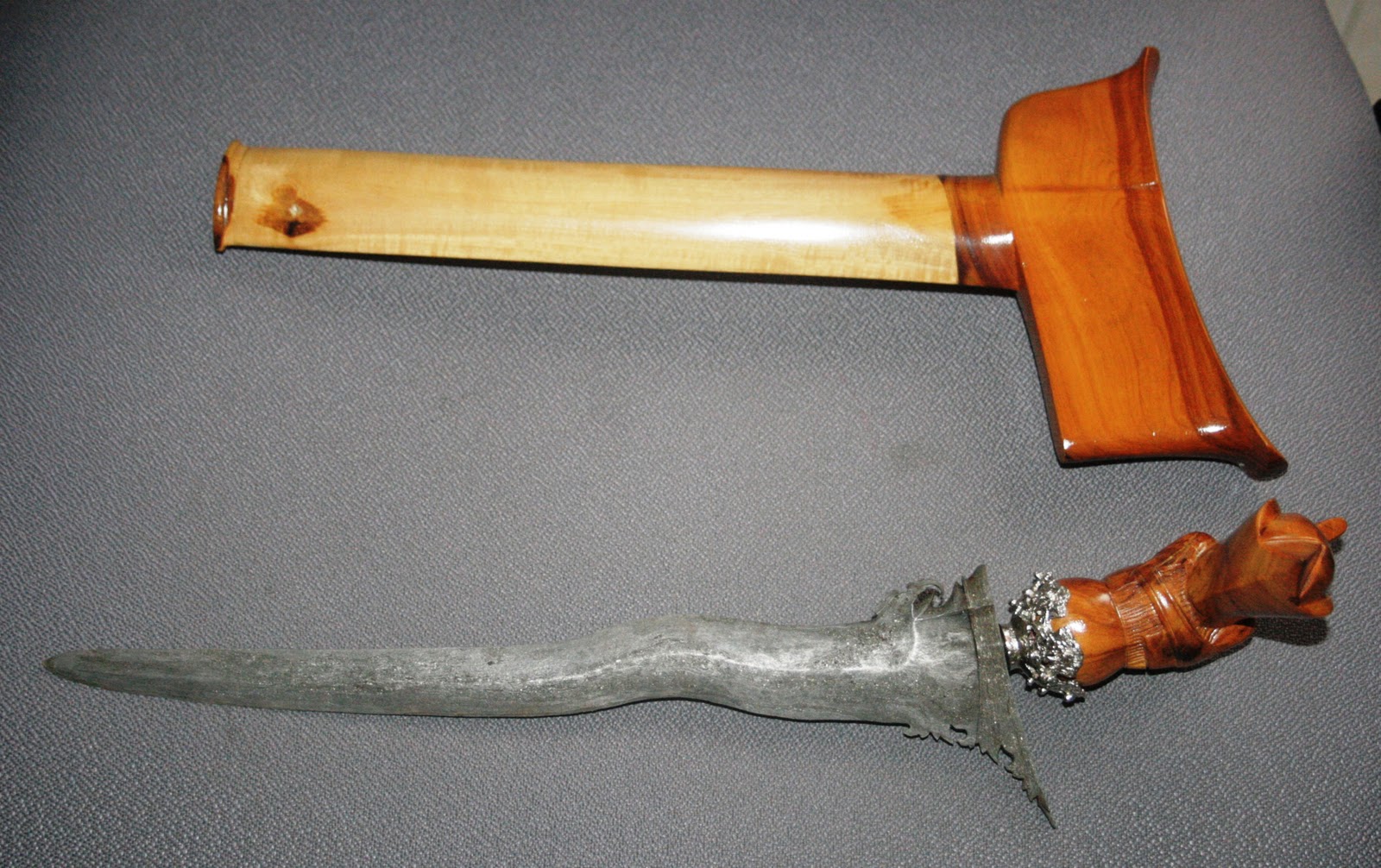 PARANG HITAM: Keris Besi Kapal Dabong (SOLD)