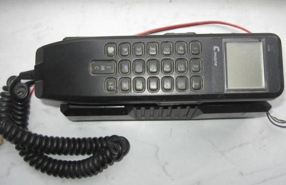 Altes und Neues von Bernd Nowack, Dessau: Altes: Das C-Phone von Conrad