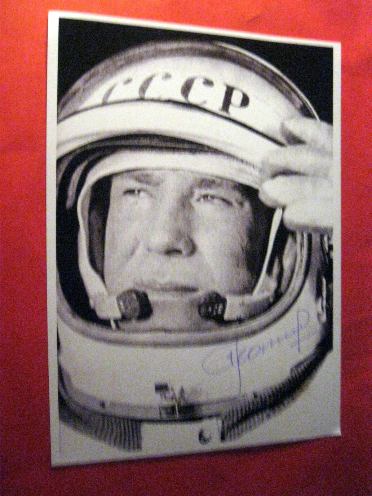Autograph VIP: Alexey Leonov, soviet/russian cosmonaut who, on 18 March ...
