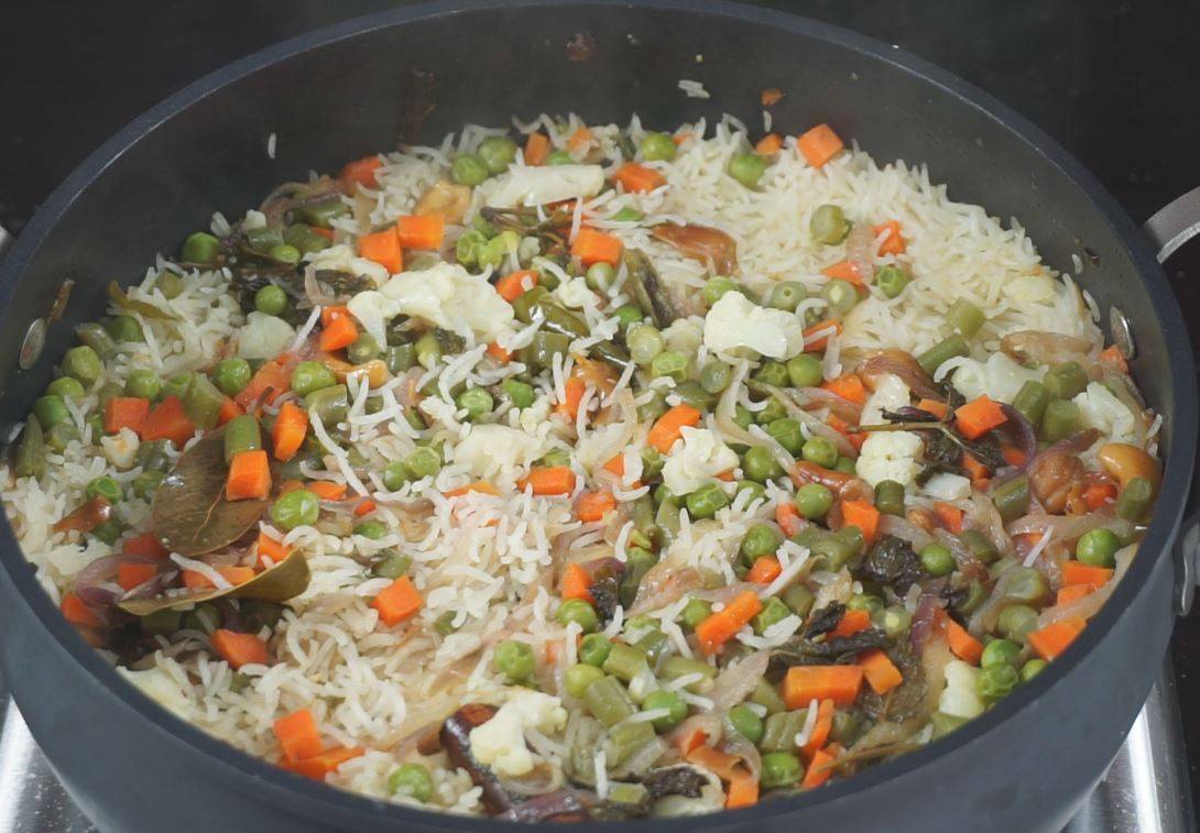 Vegetable Pulao Recipe | Steffi's Recipes
