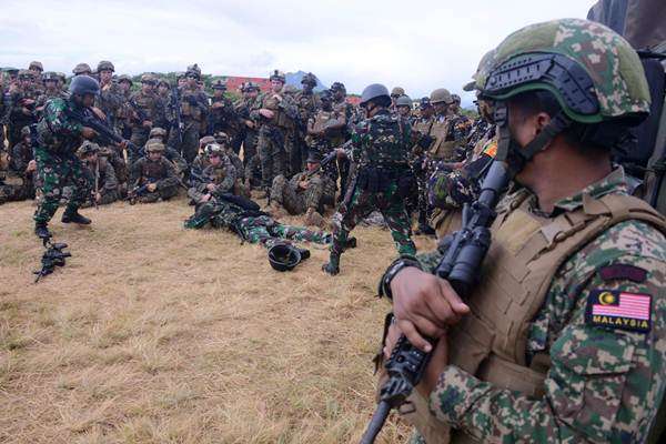 Ketika Marinir Indonesia Beri Pelatihan Marinir Amerika Serikat