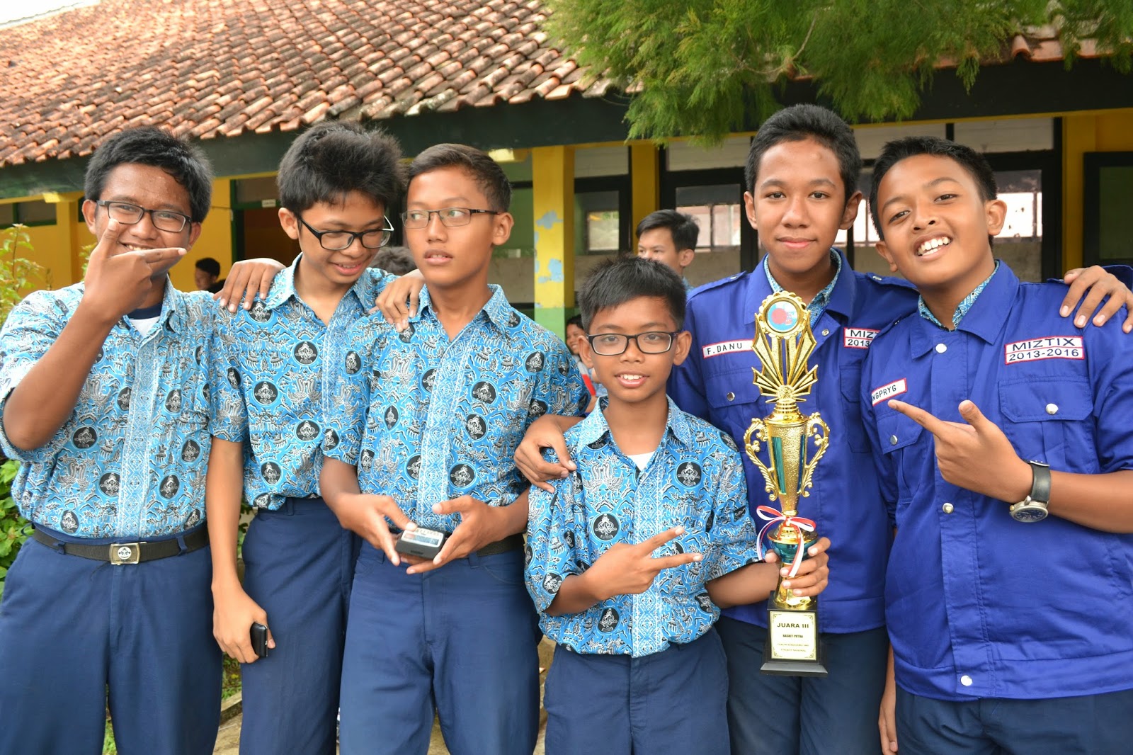 EKOGEO: FOTO KEGIATAN SISWA SMPN 29 PADA KERJASAMA DISDIK SUKABUMI