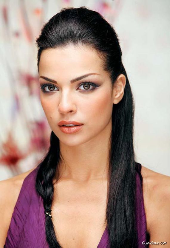 Dollar Chauhan: Top Most Beautiful Women Of Lebanon