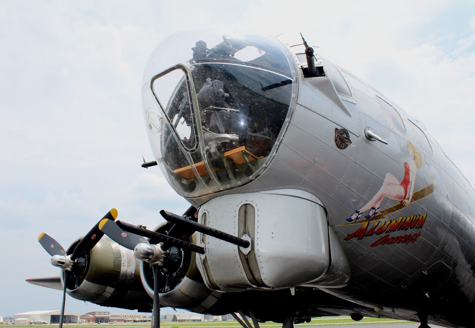 The Aero Experience: History Comes Alive as EAA's B-17 "Aluminum ...