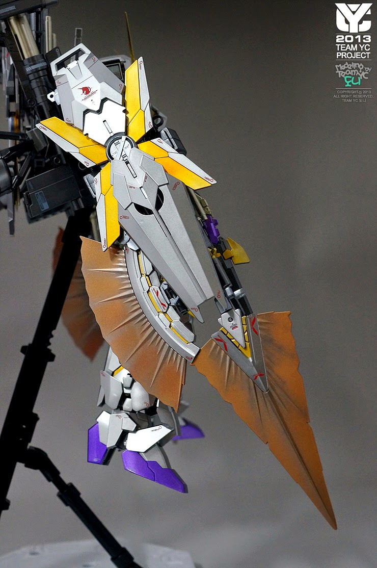 MG 1/100 Full Armor Unicorn Gundam Ver. Ka "Metallic Silver" Painted Build