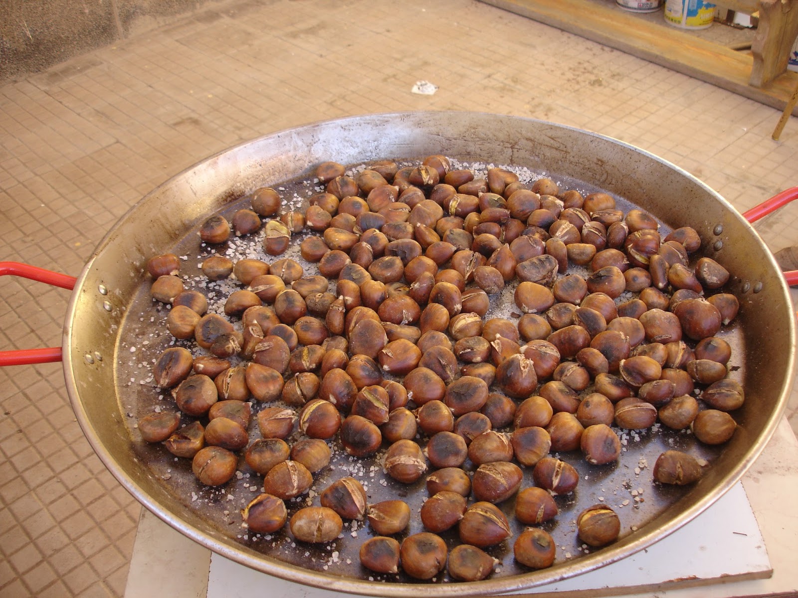 Educación Infantil: "ASAMOS CASTAÑAS"