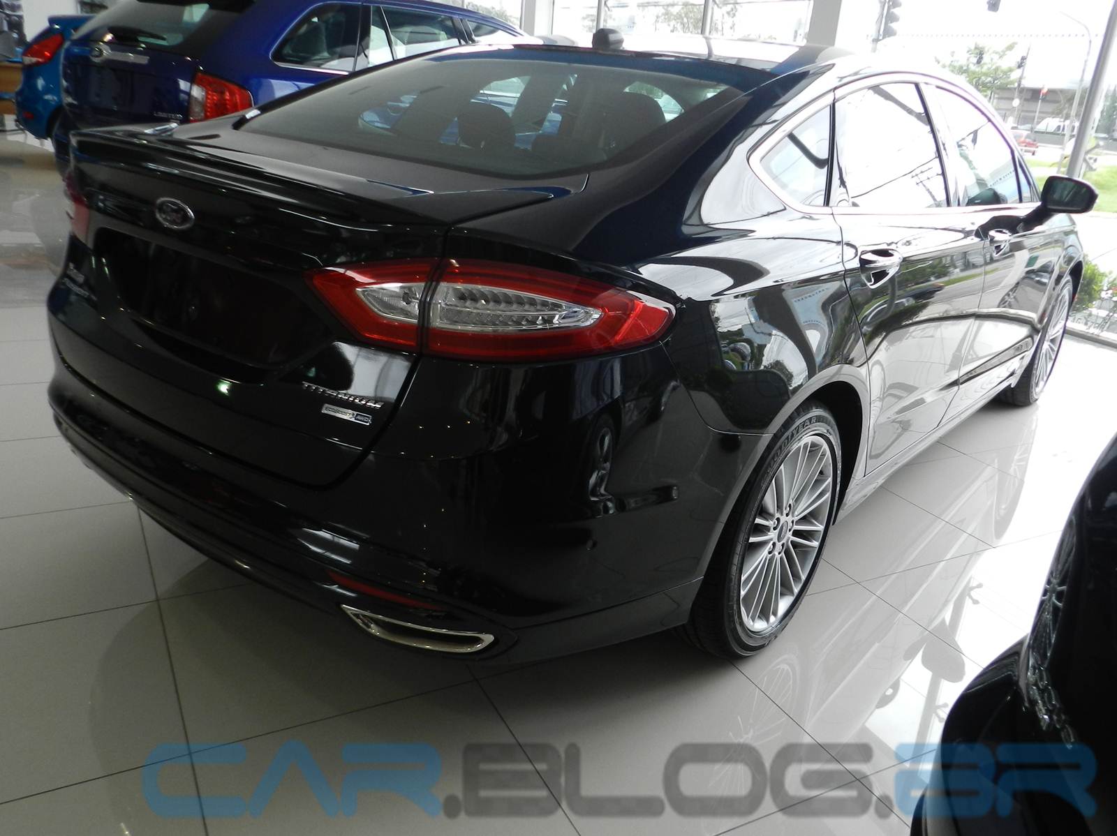 Novo Fusion 2013 chega às concessionárias com preço de R$ 125 mil reais